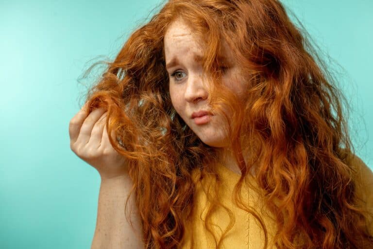How To Dry Curly Hair Without Frizz - Curls Forever